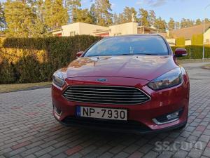 Sarkans Ford Focus 2016 Rīga, ar dzinēja tilpumu 1.40 L un nobraukumu 233 tūkst. km par 7700 €, foto 3 vietnē AUTOMOTO.COM.LV