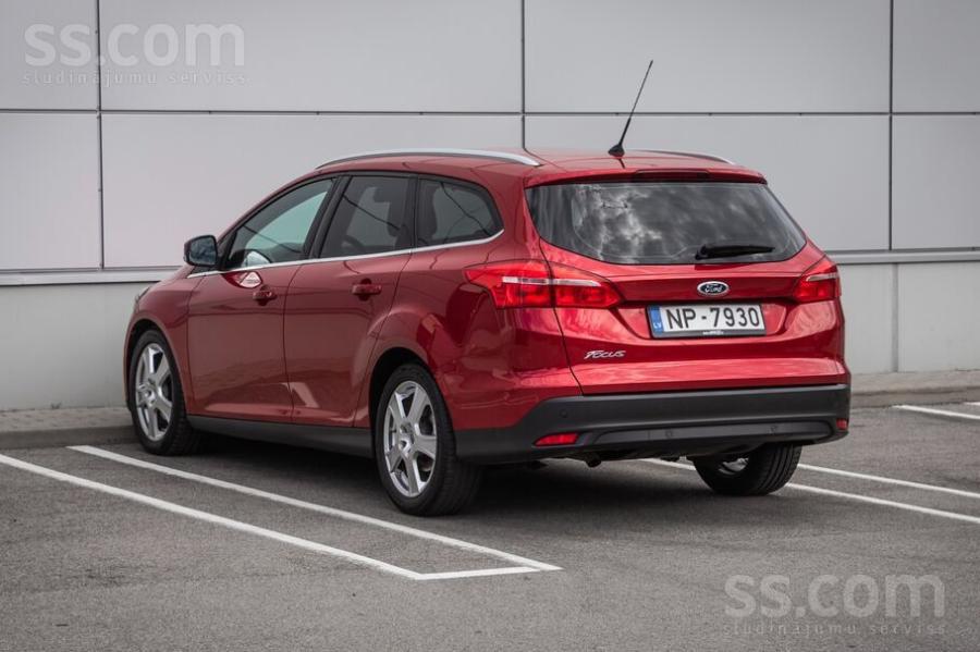 Red Ford Focus 2016 in Riga, with an engine capacity of 1.50 L and mileage of 233 thousand km for 4990 €, photo 7 on AUTOMOTO.COM.LV