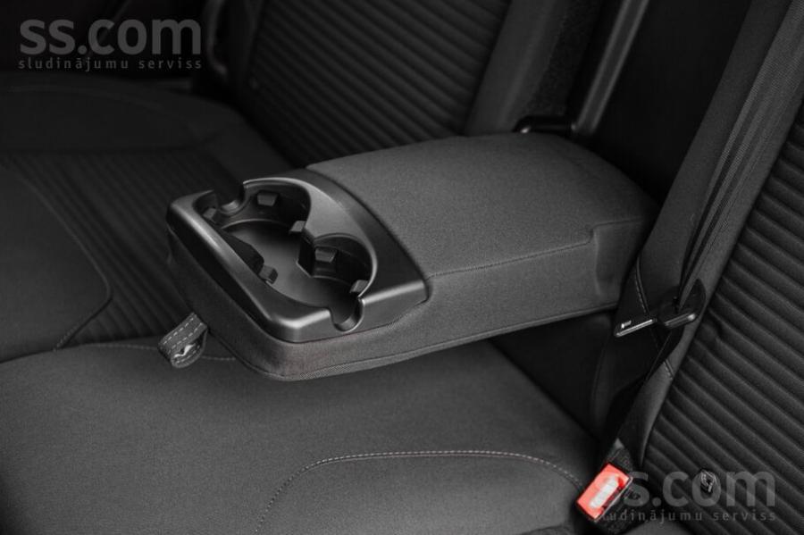 Red Ford Focus 2016 in Riga, with an engine capacity of 1.50 L and mileage of 233 thousand km for 4990 €, photo 13 on AUTOMOTO.COM.LV