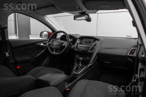 Red Ford Focus 2016 in Riga, with an engine capacity of 1.50 L and mileage of 233 thousand km for 4990 €, photo 15 on AUTOMOTO.COM.LV