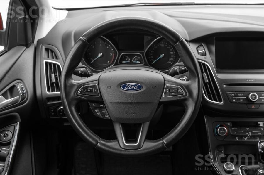 Red Ford Focus 2016 in Riga, with an engine capacity of 1.50 L and mileage of 233 thousand km for 4990 €, photo 18 on AUTOMOTO.COM.LV