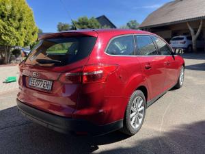 Red Ford Focus 2016 in Taurage, with an engine capacity of 1.50 L and mileage of 240 thousand km for 4650 €, photo 7 on AUTOMOTO.COM.LV
