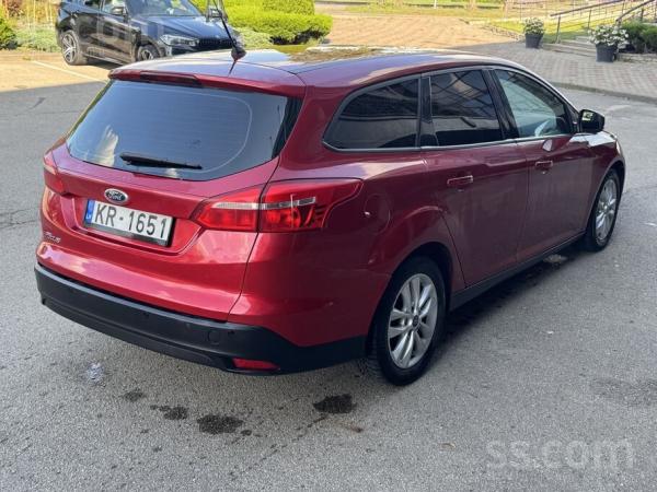 Red Ford Focus 2017 in Riga, with an engine capacity of 1.50 L and mileage of 160 thousand km for 5600 €, photo 5 on AUTOMOTO.COM.LV