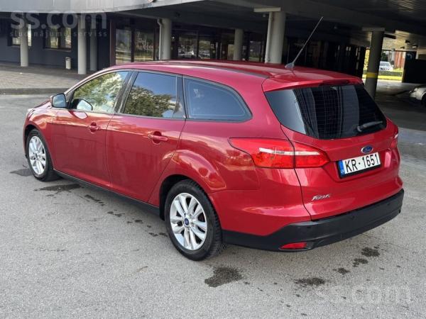 Red Ford Focus 2017 in Riga, with an engine capacity of 1.50 L and mileage of 160 thousand km for 5600 €, photo 6 on AUTOMOTO.COM.LV