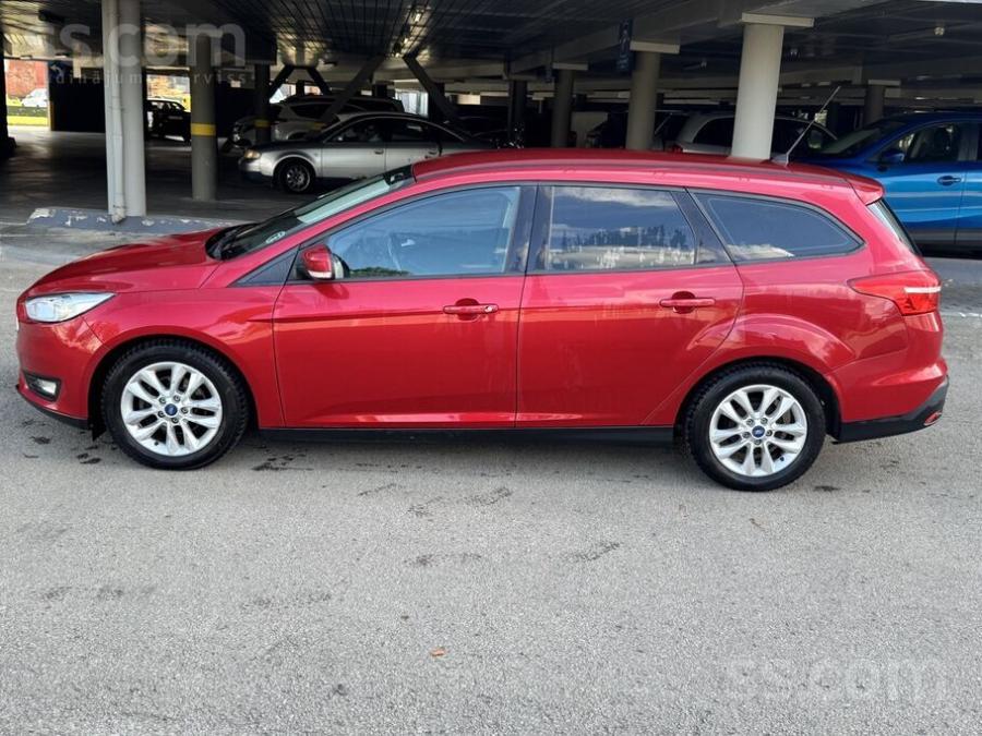Red Ford Focus 2017 in Riga, with an engine capacity of 1.50 L and mileage of 160 thousand km for 5600 €, photo 10 on AUTOMOTO.COM.LV