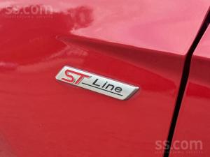 Red Ford Focus 2017 in Riga, with an engine capacity of 1.50 L and mileage of 0 thousand km for 6990 €, photo 4 on AUTOMOTO.COM.LV