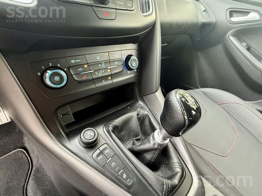 Red Ford Focus 2017 in Riga, with an engine capacity of 1.50 L and mileage of 0 thousand km for 6990 €, photo 16 on AUTOMOTO.COM.LV