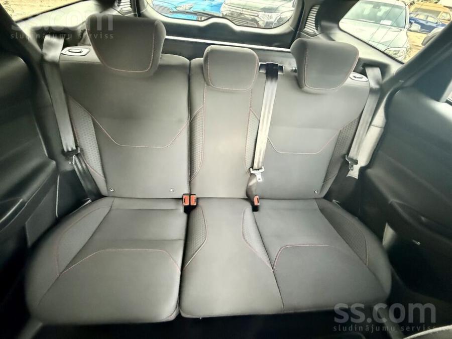 Red Ford Focus 2017 in Riga, with an engine capacity of 1.50 L and mileage of 0 thousand km for 6990 €, photo 22 on AUTOMOTO.COM.LV