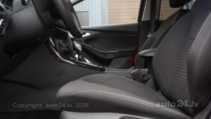 Red Ford Focus 2018 in Tallinn, with an engine capacity of 1.50 L and mileage of 149 thousand km for 8900 €, photo 11 on AUTOMOTO.COM.LV