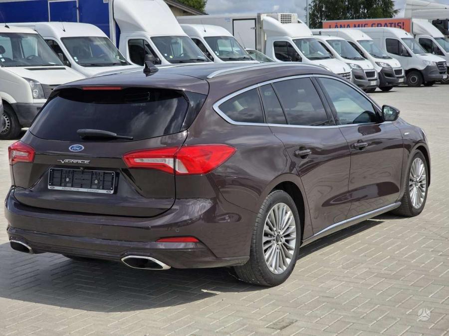 Sarkans Ford Focus 2019 Tauragė, ar dzinēja tilpumu 1.50 L un nobraukumu 210 tūkst. km par 7900 €, foto 3 vietnē AUTOMOTO.COM.LV