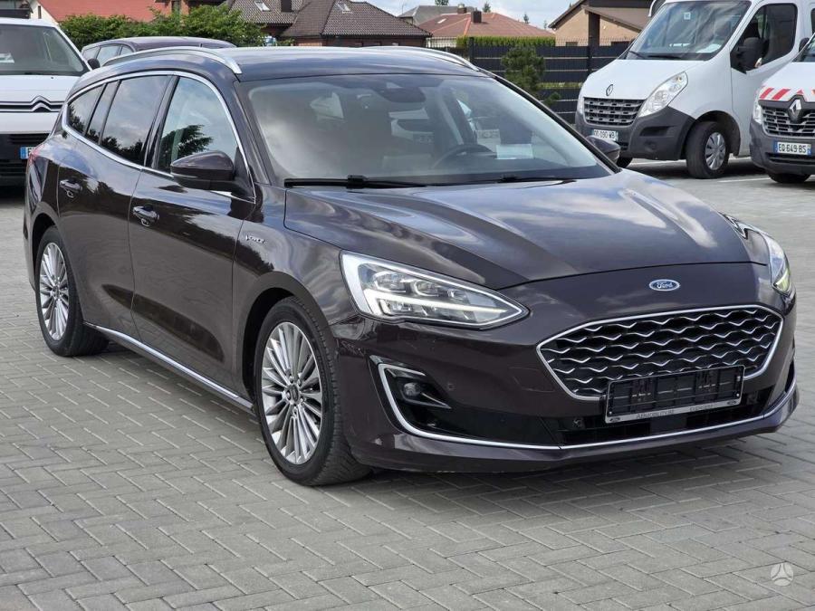 Sarkans Ford Focus 2019 Tauragė, ar dzinēja tilpumu 1.50 L un nobraukumu 210 tūkst. km par 7900 €, foto 4 vietnē AUTOMOTO.COM.LV