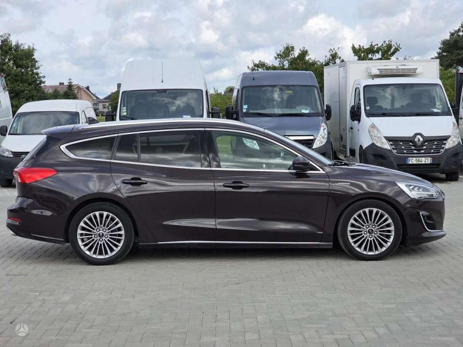 Sarkans Ford Focus 2019 Tauragė, ar dzinēja tilpumu 1.50 L un nobraukumu 210 tūkst. km par 7900 €, foto 6 vietnē AUTOMOTO.COM.LV