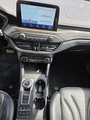 Sarkans Ford Focus 2019 Tauragė, ar dzinēja tilpumu 1.50 L un nobraukumu 210 tūkst. km par 7900 €, foto 15 vietnē AUTOMOTO.COM.LV