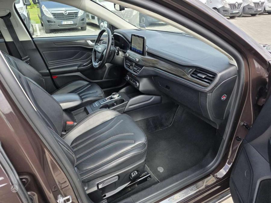 Sarkans Ford Focus 2019 Tauragė, ar dzinēja tilpumu 1.50 L un nobraukumu 210 tūkst. km par 7900 €, foto 21 vietnē AUTOMOTO.COM.LV