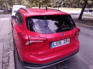 Sarkans Ford Focus 2019 Panevēža, ar dzinēja tilpumu 1.00 L un nobraukumu 57 tūkst. km par 10700 €, foto 23 vietnē AUTOMOTO.COM.LV