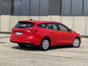 Sarkans Ford Focus 2020 Rīga, ar dzinēja tilpumu 1.50 L un nobraukumu 181 tūkst. km par 8490 €, foto 5 vietnē AUTOMOTO.COM.LV