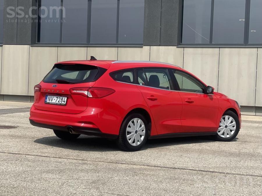 Sarkans Ford Focus 2020 Rīga, ar dzinēja tilpumu 1.50 L un nobraukumu 181 tūkst. km par 8490 €, foto 5 vietnē AUTOMOTO.COM.LV