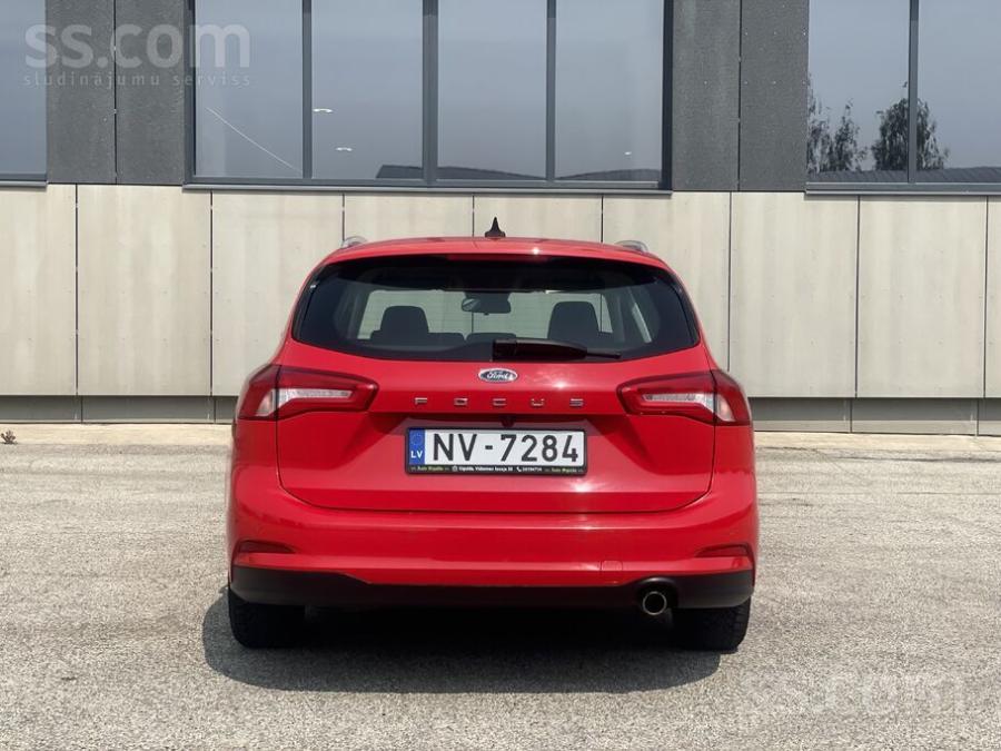 Sarkans Ford Focus 2020 Rīga, ar dzinēja tilpumu 1.50 L un nobraukumu 181 tūkst. km par 8490 €, foto 6 vietnē AUTOMOTO.COM.LV