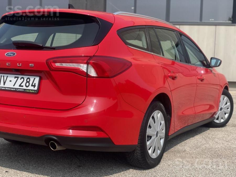 Sarkans Ford Focus 2020 Rīga, ar dzinēja tilpumu 1.50 L un nobraukumu 181 tūkst. km par 8490 €, foto 13 vietnē AUTOMOTO.COM.LV