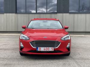 Red Ford Focus 2020 in Riga, with an engine capacity of 1.50 L and mileage of 181 thousand km for 11499 €, photo 3 on AUTOMOTO.COM.LV