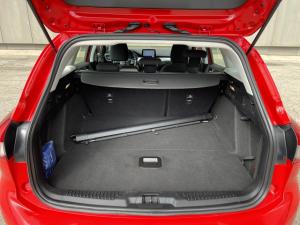 Red Ford Focus 2020 in Riga, with an engine capacity of 1.50 L and mileage of 181 thousand km for 11499 €, photo 14 on AUTOMOTO.COM.LV
