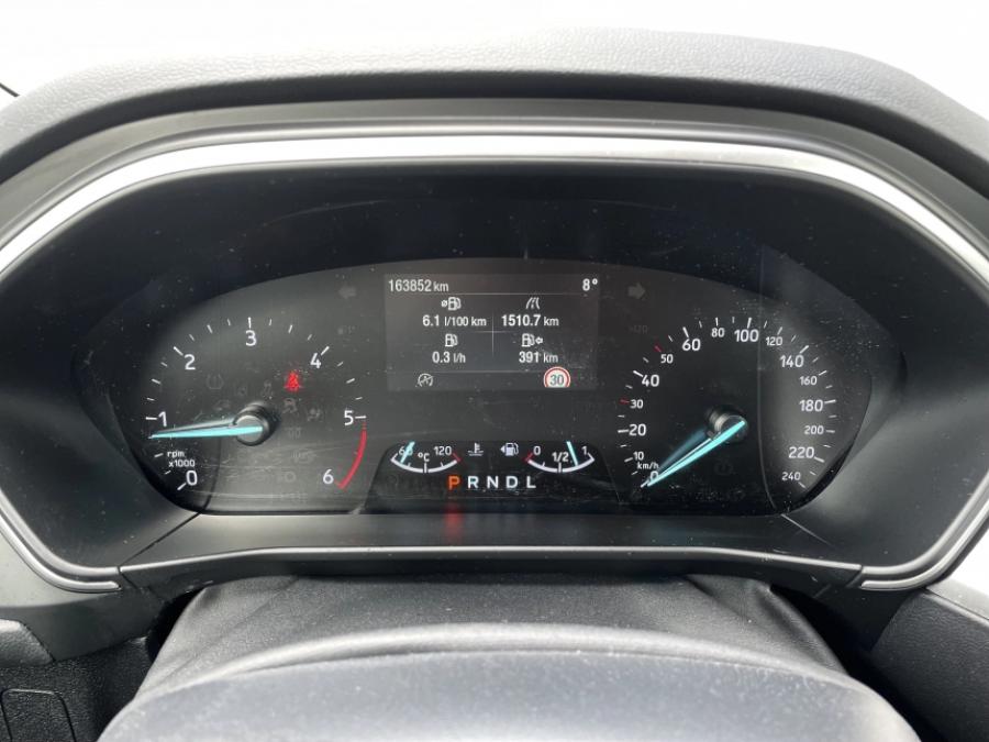 Red Ford Focus 2020 in Riga, with an engine capacity of 1.50 L and mileage of 181 thousand km for 11499 €, photo 24 on AUTOMOTO.COM.LV