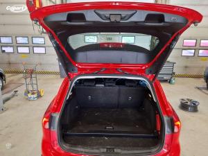 Red Ford Focus 2020 in Siauliai, with an engine capacity of 1.50 L and mileage of 172 thousand km for 9500 €, photo 11 on AUTOMOTO.COM.LV