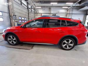 Red Ford Focus 2020 in Siauliai, with an engine capacity of 1.50 L and mileage of 172 thousand km for 9500 €, photo 15 on AUTOMOTO.COM.LV