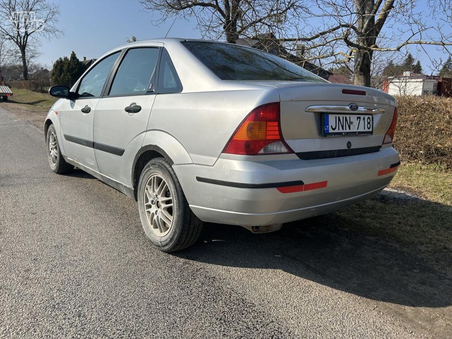 Форд Фокус 1999 в Варена, объемом двигателя 1.80 л и пробегом 262 тыс. км за 550 €, фото 5 на AUTOMOTO.COM.LV