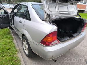 Ford Focus 2000 in Riga, with an engine capacity of 1.60 L and mileage of 220 thousand km for 500 €, photo 5 on AUTOMOTO.COM.LV