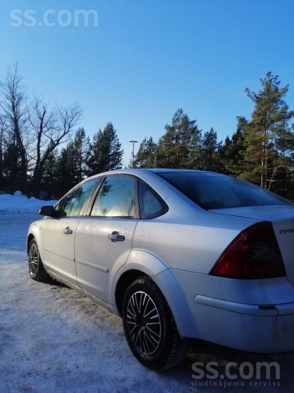 Ford Focus 2005 in Talsi, with an engine capacity of 1.60 L and mileage of 189 thousand km for 1300 €, photo 6 on AUTOMOTO.COM.LV