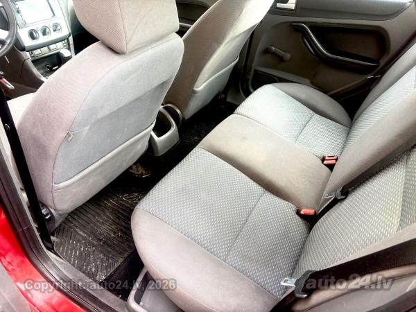 Ford Focus 2006 in Tallinn, with an engine capacity of 1.60 L and mileage of 180 thousand km for 1399 €, photo 10 on AUTOMOTO.COM.LV