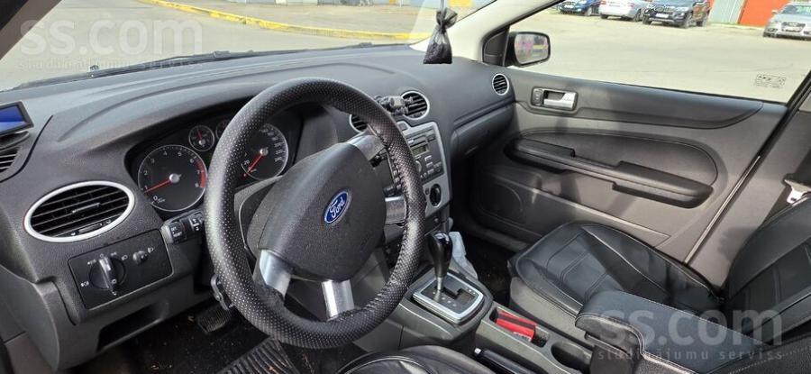 Ford Focus 2007 in Riga, with an engine capacity of 1.60 L and mileage of 174 thousand km for 950 €, photo 3 on AUTOMOTO.COM.LV