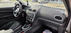 Ford Focus 2007 in Riga, with an engine capacity of 1.60 L and mileage of 174 thousand km for 950 €, photo 8 on AUTOMOTO.COM.LV