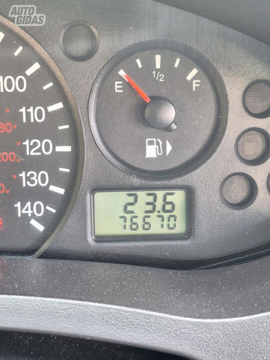 Ford Focus 2007 in Siauliai, with an engine capacity of 2.00 L and mileage of 130 thousand km for 1200 €, photo 6 on AUTOMOTO.COM.LV