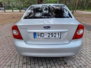 Ford Focus 2008 Limbaži, ar dzinēja tilpumu 1.60 L un nobraukumu 287 tūkst. km par 800 €, foto 4 vietnē AUTOMOTO.COM.LV