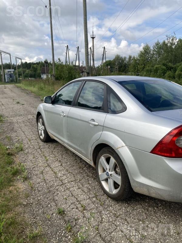 Ford Focus 2008 in Rezekne, with an engine capacity of 1.60 L and mileage of 309 thousand km for 600 €, photo 6 on AUTOMOTO.COM.LV