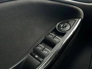 Ford Focus 2016 Jelgava, ar dzinēja tilpumu 1.50 L un nobraukumu 302 tūkst. km par 4750 €, foto 19 vietnē AUTOMOTO.COM.LV