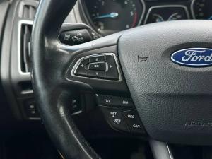 Ford Focus 2016 Jelgava, ar dzinēja tilpumu 1.50 L un nobraukumu 302 tūkst. km par 4750 €, foto 30 vietnē AUTOMOTO.COM.LV