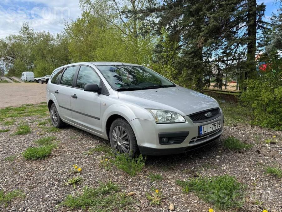 Ford Focus 1995 Daugavpils, ar dzinēja tilpumu 1.60 L un nobraukumu 225 tūkst. km par 1400 €, foto 3 vietnē AUTOMOTO.COM.LV