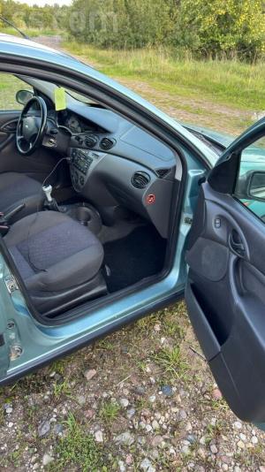 Ford Focus 1998 Tukums, ar dzinēja tilpumu 1.60 L un nobraukumu 257 tūkst. km par 2250 €, foto 7 vietnē AUTOMOTO.COM.LV