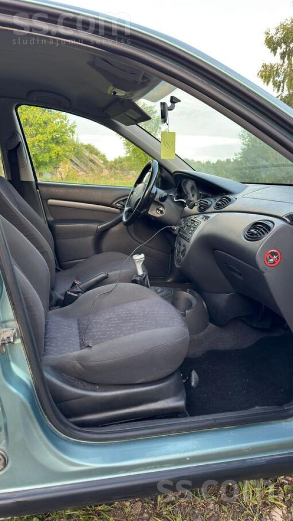 Ford Focus 1998 Tukums, ar dzinēja tilpumu 1.60 L un nobraukumu 257 tūkst. km par 2250 €, foto 11 vietnē AUTOMOTO.COM.LV