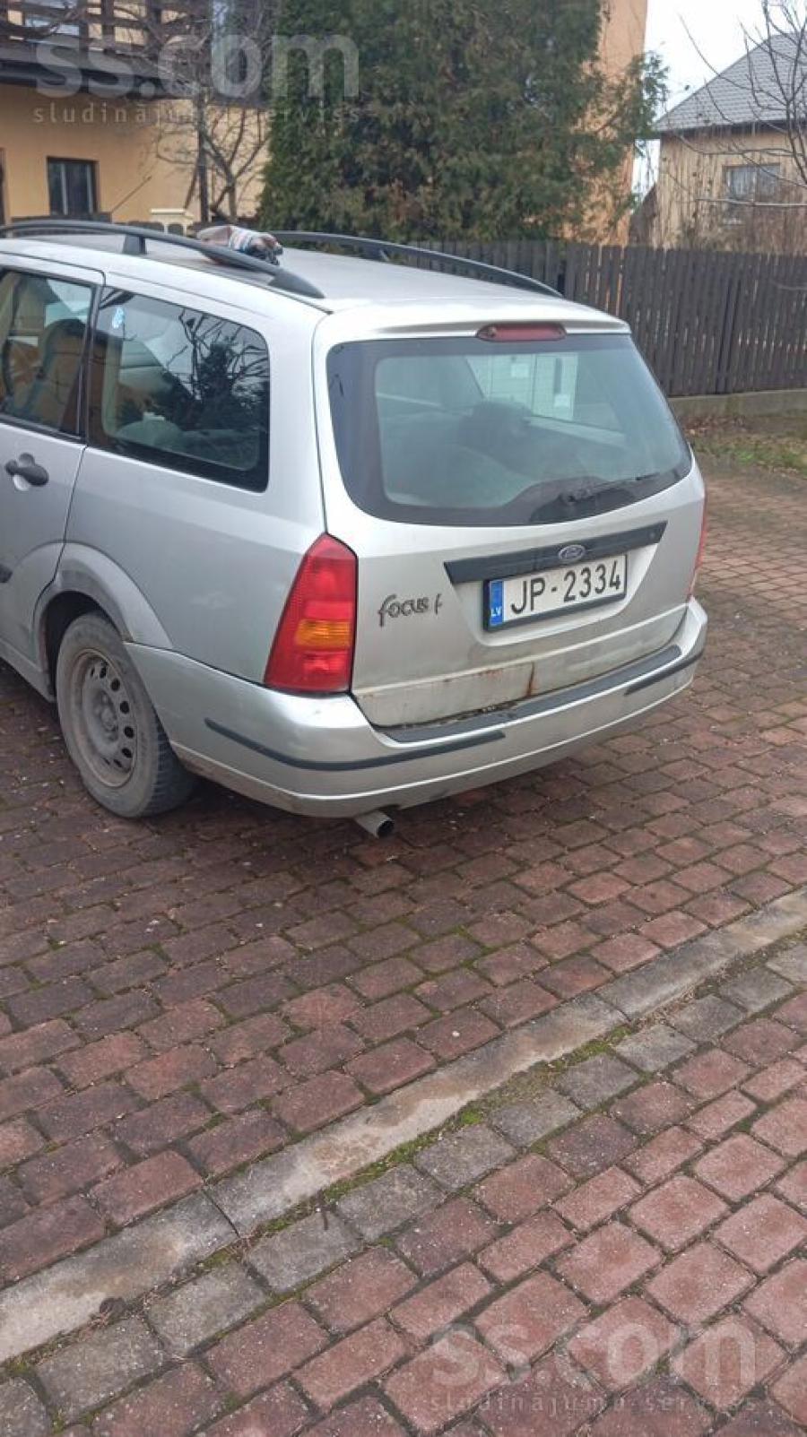 Ford Focus 1999 Ventspils, ar dzinēja tilpumu 1.60 L un nobraukumu 291 tūkst. km par 650 €, foto 4 vietnē AUTOMOTO.COM.LV