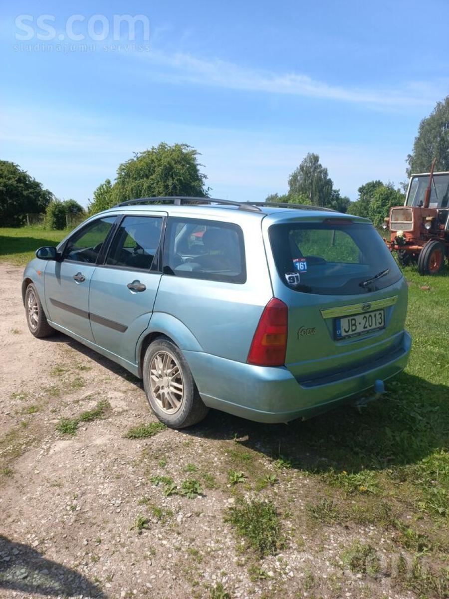 Ford Focus 2000 Liepāja, ar dzinēja tilpumu 1.60 L un nobraukumu 499 tūkst. km par 1100 €, foto 5 vietnē AUTOMOTO.COM.LV