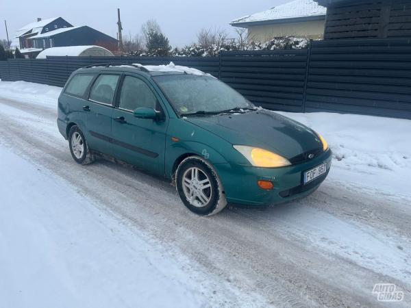 Ford Focus 2000 Alīta, ar dzinēja tilpumu 1.80 L un nobraukumu 290 tūkst. km par 620 €, foto 1 vietnē AUTOMOTO.COM.LV