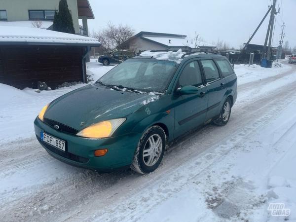 Ford Focus 2000 Alīta, ar dzinēja tilpumu 1.80 L un nobraukumu 290 tūkst. km par 620 €, foto 2 vietnē AUTOMOTO.COM.LV