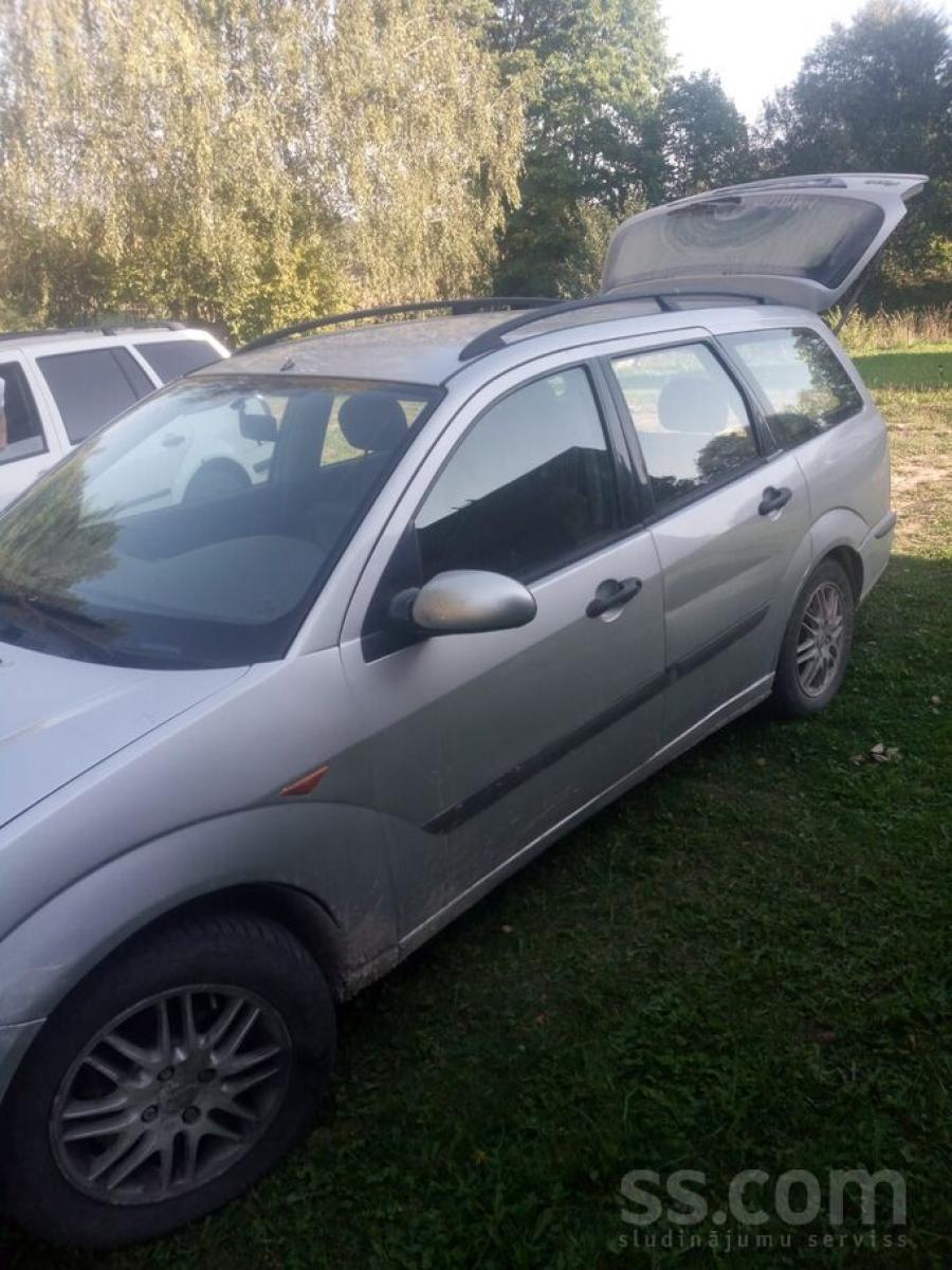 Ford Focus 2005 in Rezekne, with an engine capacity of 1.60 L and mileage of 306 thousand km for 380 €, photo 3 on AUTOMOTO.COM.LV