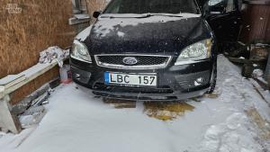 Ford Focus 2005 in Kelme, with an engine capacity of 2.00 L and mileage of 300 thousand km for 1200 €, photo 8 on AUTOMOTO.COM.LV