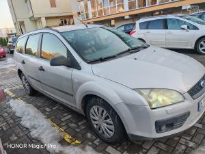 Ford Focus 2005 in Vilnius, with an engine capacity of 1.60 L and mileage of 364 thousand km for 450 €, photo 2 on AUTOMOTO.COM.LV