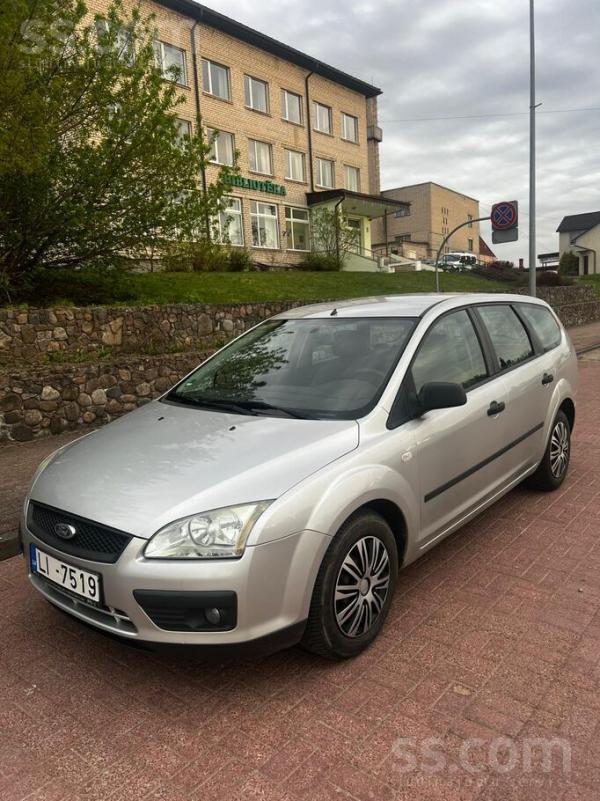 Ford Focus 2005 Krāslava, ar dzinēja tilpumu 1.60 L un nobraukumu 230 tūkst. km par 1350 €, foto 2 vietnē AUTOMOTO.COM.LV